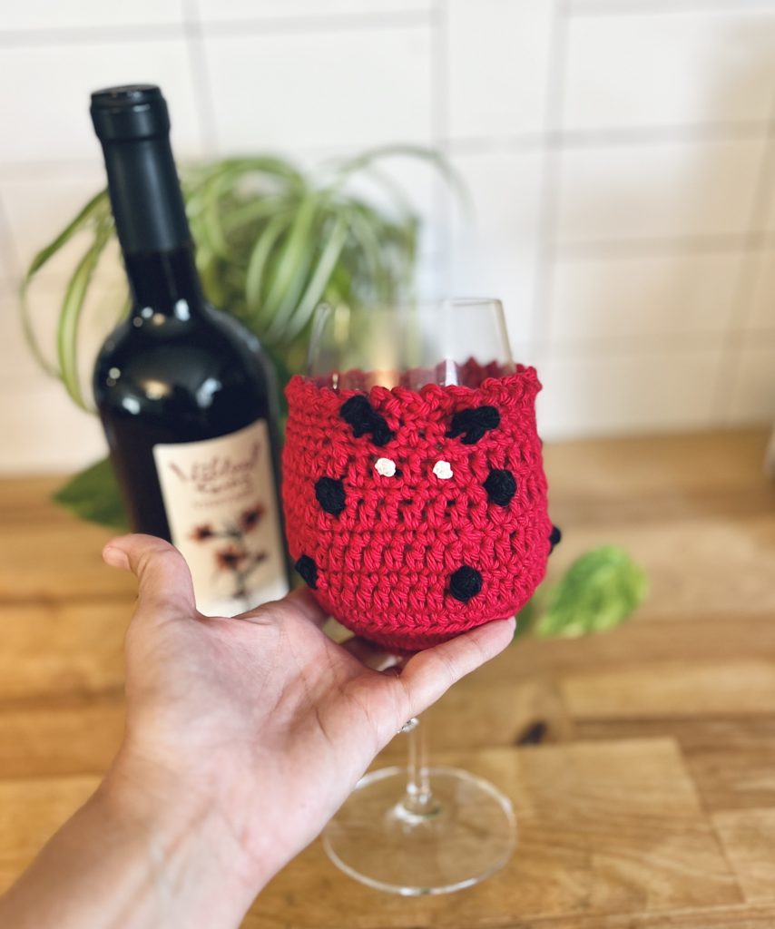 New Ladybug Wine Glass Cozy Crochet Pattern - SASS Crochet
